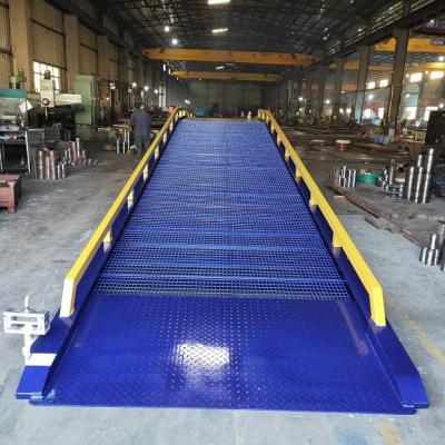 Cina rampa scaricante mobile del piazzale di carico di larghezza di 2200mm con 10 Ton Capacity Q235B in vendita