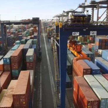 China Empresas de transporte ferroviário de mercadorias de veículos Xangai para a Europa França Portugal à venda