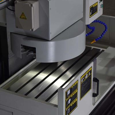 China CNC Verticaal VMC het Centrum Hoge Precisie 0.01mm van de Malenmachine het Plaatsen Nauwkeurigheid Te koop