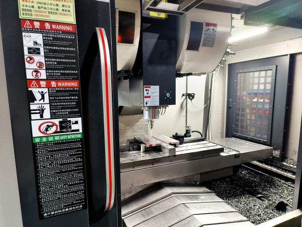 Quality Compact 300mm Horizontal Machining Center LS-H8 For Auto Parts Industry for sale