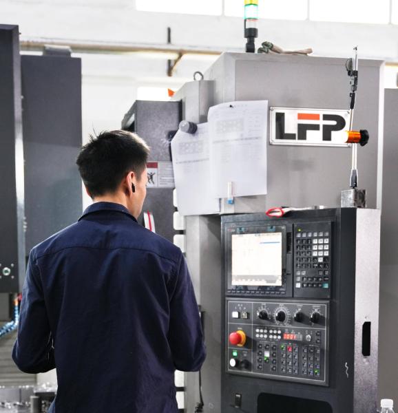 Quality High Precision 5 Axis Machining Center 15000rpm With BC Cradle Rotary Table for sale