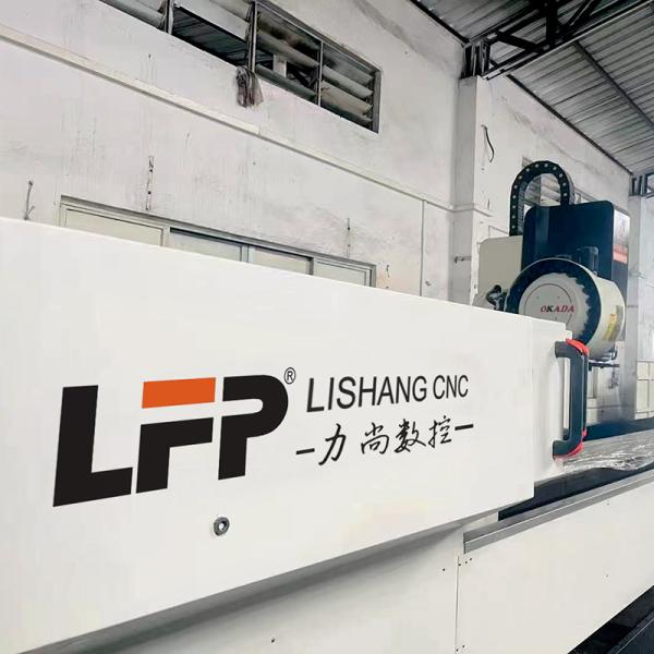 Quality Vertical Aluminium Profile Machining Centers 12000rpm With High Bed Splash Guard for sale