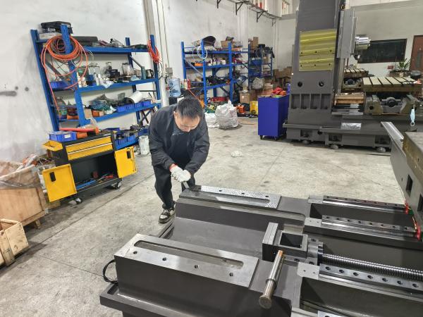 Quality LS-1200 High Rigidity Drilling And Milling Machining Center With Chip Wash for sale