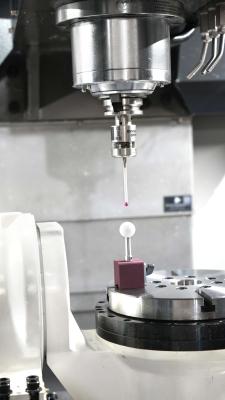 China 5 Axis CNC Universal Machining Center LS-U630 With HSK A63 Spindle / Large Mold Equipment for sale