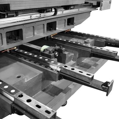 China LS-1580L Vertical 5 Axis Machining Center With Dual Tool Magazine Intelligent CNC System for sale