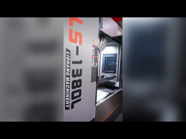 Double-tool magazine vertical machining center