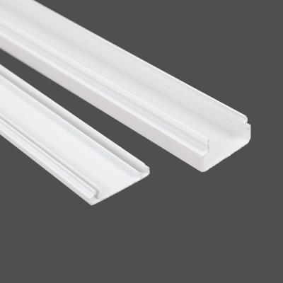 Cina Profili decorativi per estrusione in PVC di plastica personalizzati in vendita