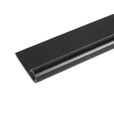 China Aanpasbaar breed PVC-profiel voor industriële installaties Zwart Te koop