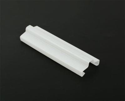 China Extrudierte Quadrat-PVC-Dekorationsprofil PC-PVC-Diffusorrohr zu verkaufen
