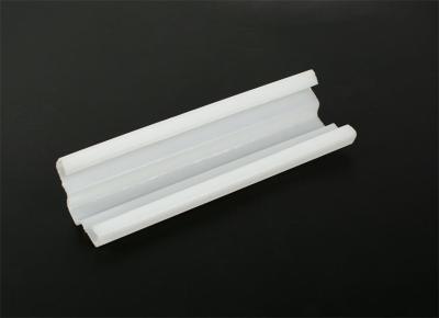 China Extrudierte Quadrat-PVC-Dekorationsprofil PC-PVC-Diffusorrohr zu verkaufen