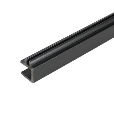 China Perfil de PVC flexível colorido para uso industrial preto à venda