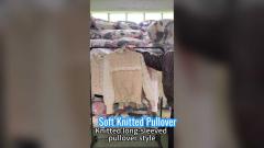 Knitted long-sleeved pullover