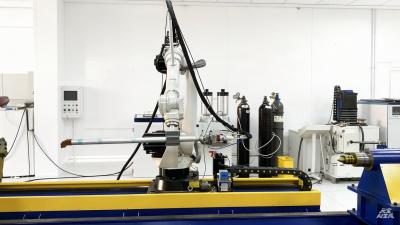 China Automatic Laser Cladding Machine Equipped with Intelligent Monitoring System Ensuring Consistent Coating and Efficiency for sale