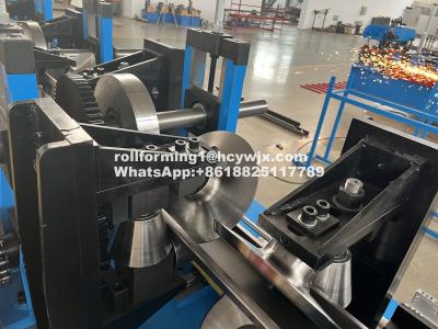 China Um clique CZ Purlin Interchange Roll Forming Machine Chain Drive à venda