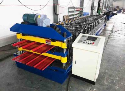 Cina Rotolo trapezoidale del pannello del tetto di 5 costole che forma sistema di taglio elettrico a macchina in vendita
