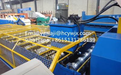 China Máquina de moldeado de azulejos de techo de color acristalado trapezoidal con diámetro de eje de 70 mm en venta