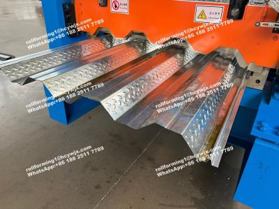 중국 바닥 데크 패널 바닥 데크 롤 성형기 24 스테이션 판매용