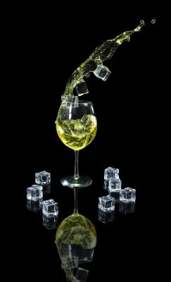 China 50Hz Touch Screen Edible Cube Ice Square Machine with Free Spare Parts Refrigerant R23 for sale