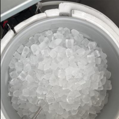 China 180g Filling Capacity Water Ice Maker and Dispenser 120kg/24Hours with R404a Refrigerant for sale