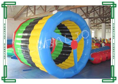 Cina Rullo gonfiabile impermeabile dell'acqua dei giochi dell'acqua, rullo gonfiabile della ruota in vendita