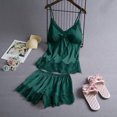 China Van de Zijde Sexy die Bretels van het de zomer Sleeveless Ijs van het de Korte broekkant het Satijnpyjama voor Vrouwen wordt geplaatst Te koop