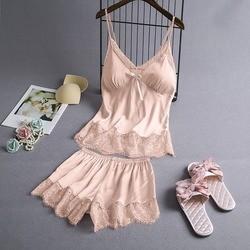 China Van de Zijde Sexy die Bretels van het de zomer Sleeveless Ijs van het de Korte broekkant het Satijnpyjama voor Vrouwen wordt geplaatst Te koop