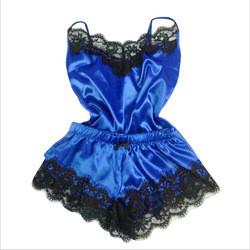Cina Donna di moda sexy biancheria intima set di abbigliamento da notte da donna calzoncini e pijama sexy in alto in vendita
