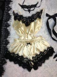 Cina Donna di moda sexy biancheria intima set di abbigliamento da notte da donna calzoncini e pijama sexy in alto in vendita
