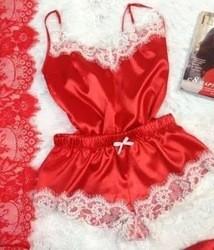 Cina Donna di moda sexy biancheria intima set di abbigliamento da notte da donna calzoncini e pijama sexy in alto in vendita