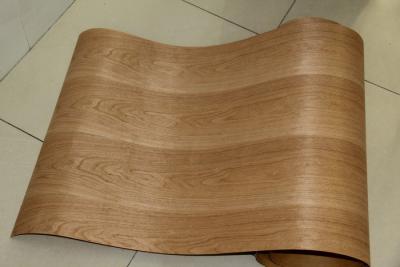 China Sliced Natural American Cherry Wood Veneer Rolls With Fleece Backed for sale