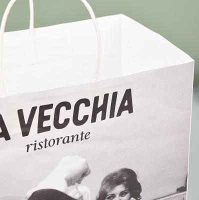 Cina Sacchetti della spesa dei sacchi di carta C2S di Kraft di bianco del commestibile con la maniglia di carta del cavo in vendita