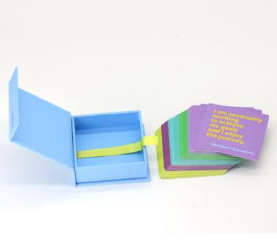 Cina I tarocchi magnetici rigidi della carta 350gsm dello SGS cardano i colori pieni di CMYK stampati in vendita