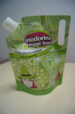 China Pet / NY / PE Colored Soft Stand Up Spout Pouch Packaging With Handle For Liguid for sale
