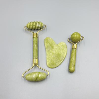 Cina Massaggio del viso per la cura della salute Jade Roller Gua Sha Set per la cura della bellezza domestica in vendita