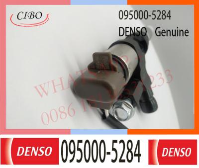 Cina 095000-5284 iniettore di combustibile Neutrale del motore diesel 095000-5284 per il camion J08E 23910-1360, 23670-E0291, 23670-E0290 in vendita