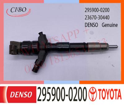 Cina 295900-0200 DENSO Motore Diesel Iniettore di Carburante 23670-30440 23670-39435 295900-0250 295900-0200 Per Toyota in vendita