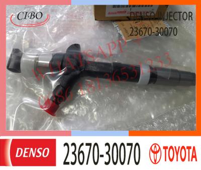 China Common Rail Injector 095000-5251 23670-30070 For Toyota Hilux 1KD-FTV 2KD-FTV LAND CRUISER for sale