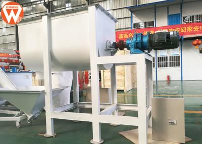 Cina Il pollame del mulino a martelli alimenta la capacità 600-800kg/H della produzione di attrezzature 380V 50Hz in vendita