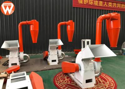 Cina Il piccolo pollame dell'azienda agricola alimenta a smerigliatrice la macchina a macchina del frantoio del mulino a martelli in vendita