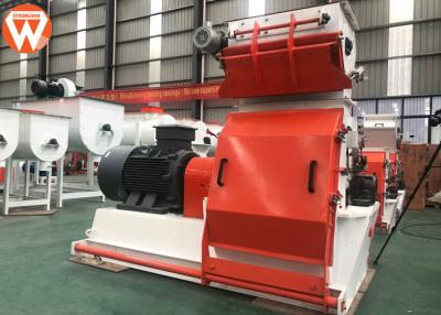 Cina potere della smerigliatrice 37kw dell'alimentazione animale di capacità 5.5t/H con il martello del carburo di tungsteno in vendita