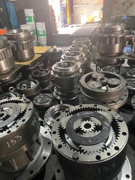 Caixa de engrenagens LQ15V00015F2 da redução do balanço de Rotary Reducer SK250-8 SK260-8 da máquina escavadora M5X130