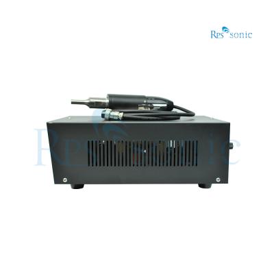 Cina Saldatore a punti ultrasonico portatile compatto For Textile Sealing di 28khz 600w in vendita