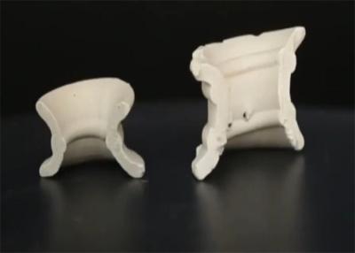 中国 0.5mm-30mmの陶磁器のサドルはパッキング石油化学産業のためのそびえている 販売のため
