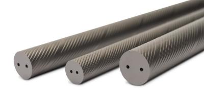 Cina Iso K10 - lunghezza 330mm di Rohi del carburo di tungsteno K40 con il foro del liquido refrigerante in vendita