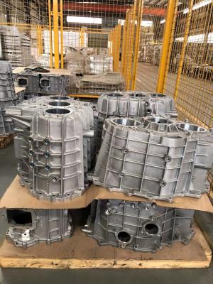 中国 カスタマイズされたサイズの自動車用のサンドブラストアルミニウム合金鋳物 販売のため