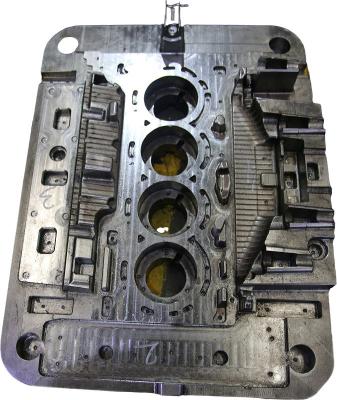 중국 CNC 가공 알루미늄 합금 주름 실린더 헤드 곰팡이 열 처리 판매용