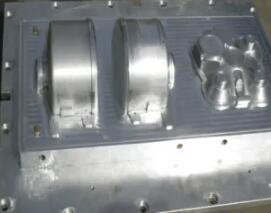 Cina Spessore della parete medio permanente della fusion d'alluminio della muffa di finitura superficia regolare >3mm in vendita