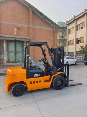 Cina 3M Hangcha 3 tonnellate di forklift diesel di seconda mano con cambio laterale incluso in vendita