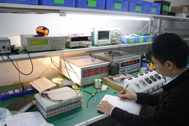 Geverifieerde leverancier in China: - Foshan Rayven Lighting Co., Ltd