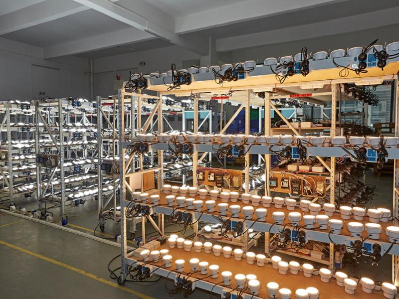 Geverifieerde leverancier in China: - Foshan Rayven Lighting Co., Ltd